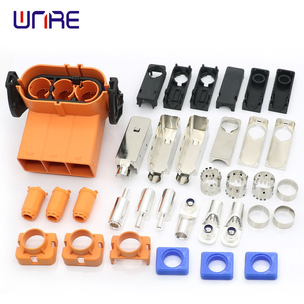 China 3P Right Angle 125/150/200A DC 1500V High Voltage Connector Plug ...