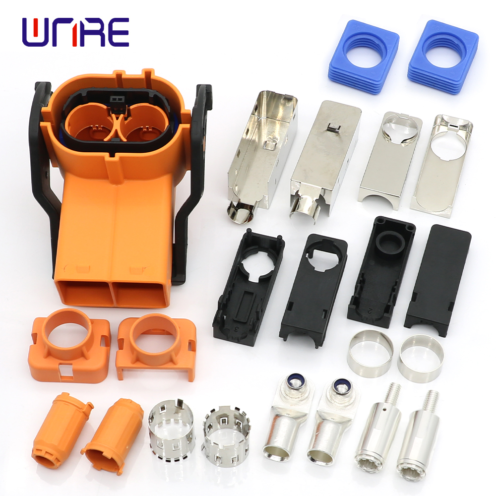 China 2P Right Angle High Voltage Connector Plug 125/150/200A DC 1500V ...